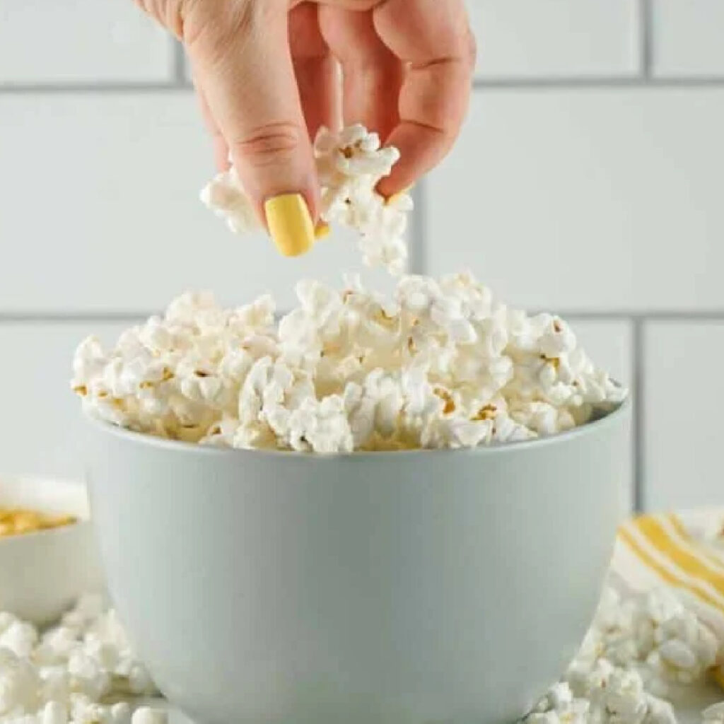 How To Make Pressure Cooker Popcorn - The Instant Pot Table
