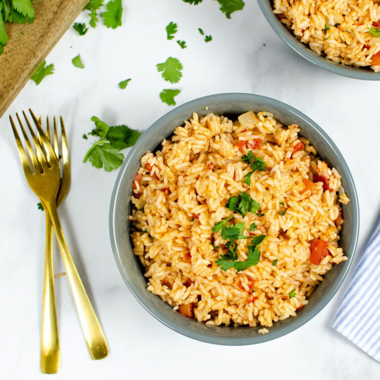Easy Instant Pot Spanish Rice - The Instant Pot Table